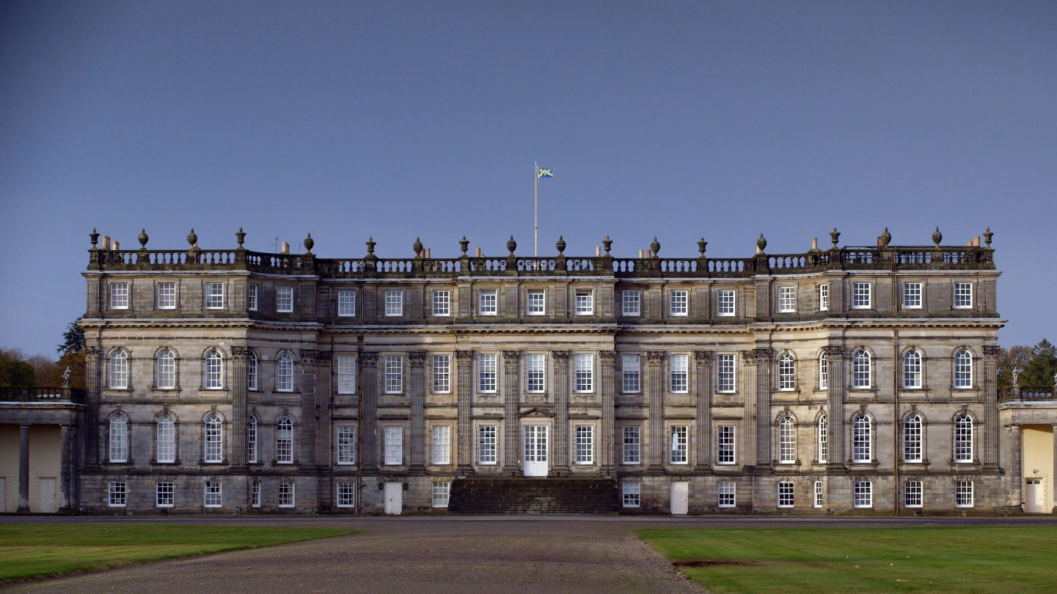 Hopetoun House - Museum TV